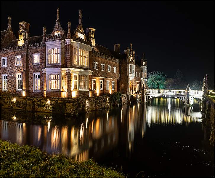 Print Monthly PDI 2020-2021/Month 1/Helmingham Hall Light Trail 2020